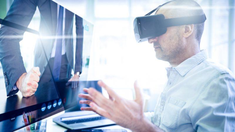 6 Tips To Use Virtual Reality In Online Training - eLearning Industry