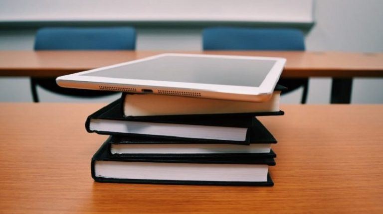 Choosing the Right Communication Medium for eLearning