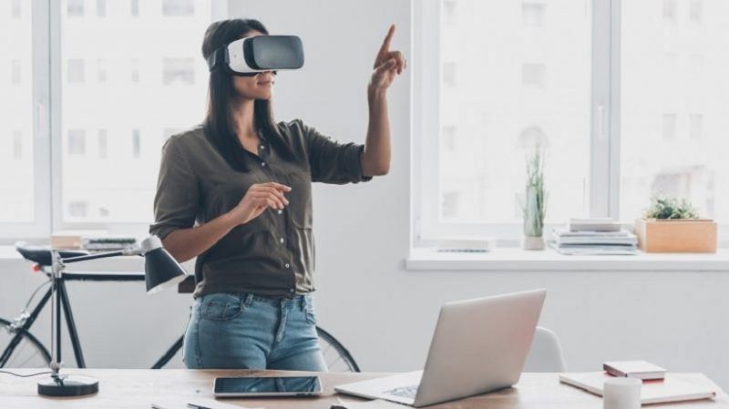 How 4 Industries Are Using Virtual Reality To Train Employees ...