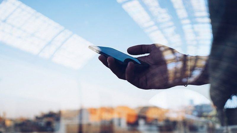 7 Reasons to Use Mobile Apps to Boost Workplace Performance