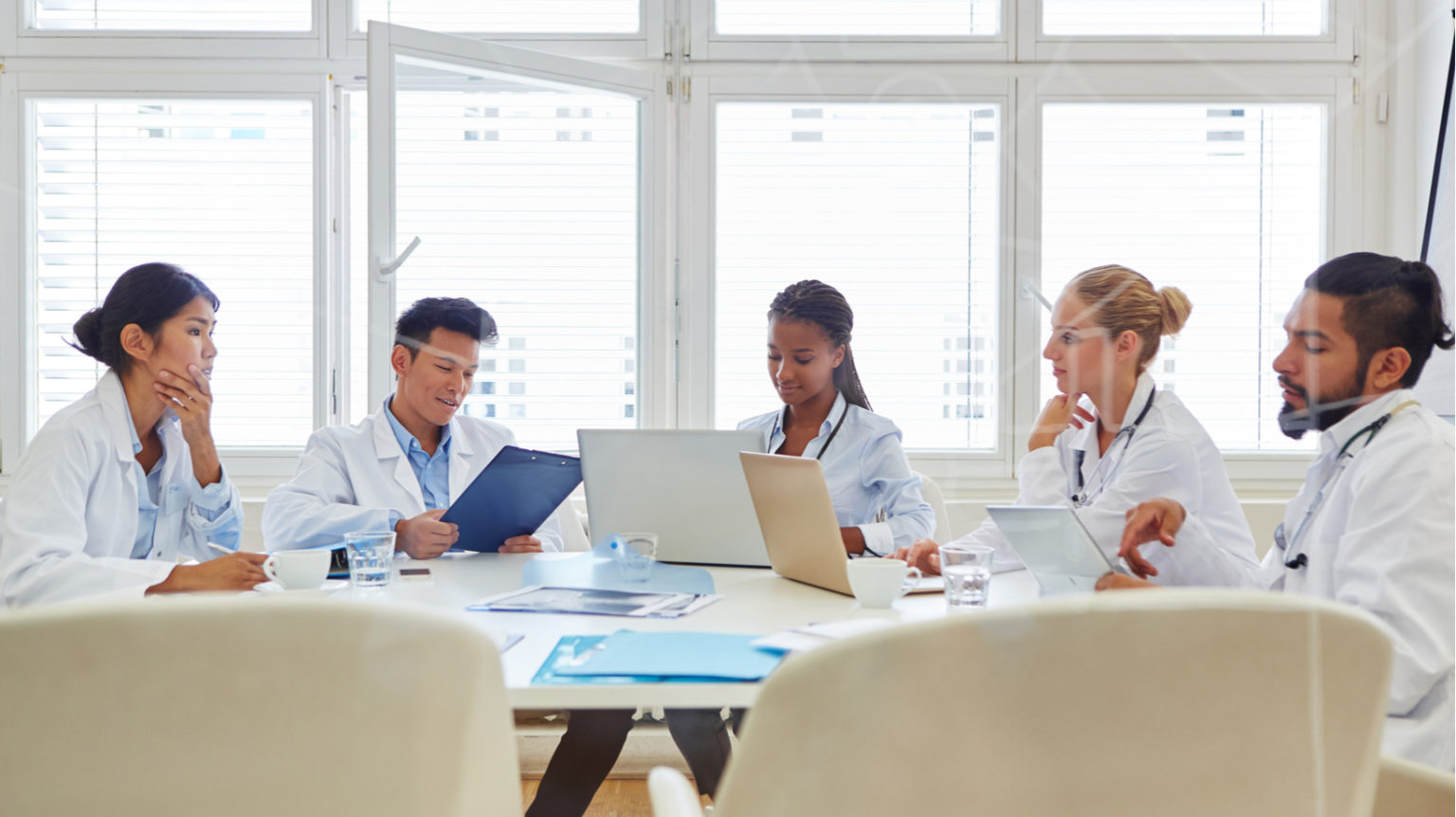 Health Sector Mission Critical Training LMS Guide - eLearning Industry