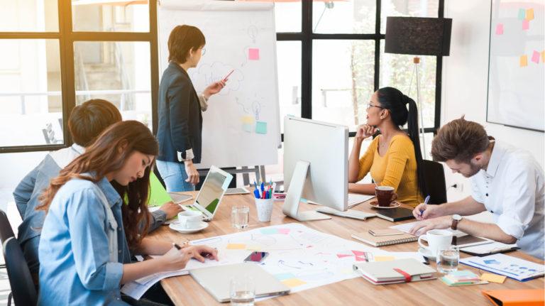Instructional Design vs. Learning Experience Design: A Comparison Instructional Design vs. Learning Experience Design: A Comparison