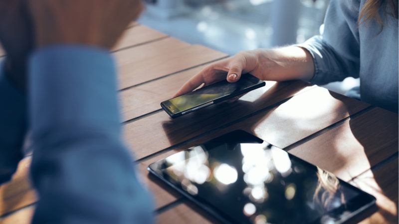 Advantages And Disadvantages Of Mobile Learning - eLearning Industry Advantages And Disadvantages Of Mobile Learning - eLearning Industry