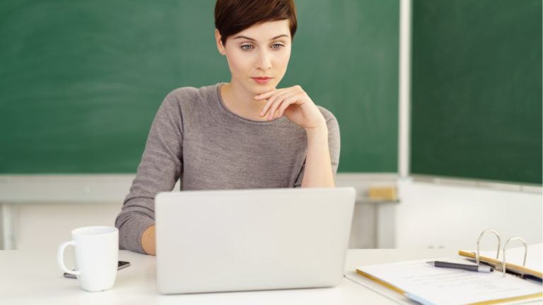 Helping Teachers Integrate Technology: The 5J Approach