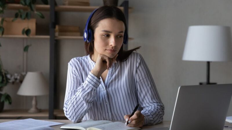 Audio In Online Training: Four Ways - eLearning Industry