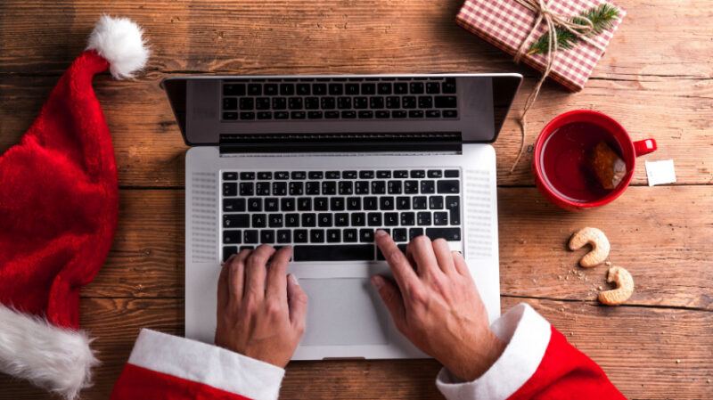 eLearning Topics That Are Sure To Bring Readers Yuletide Cheer
