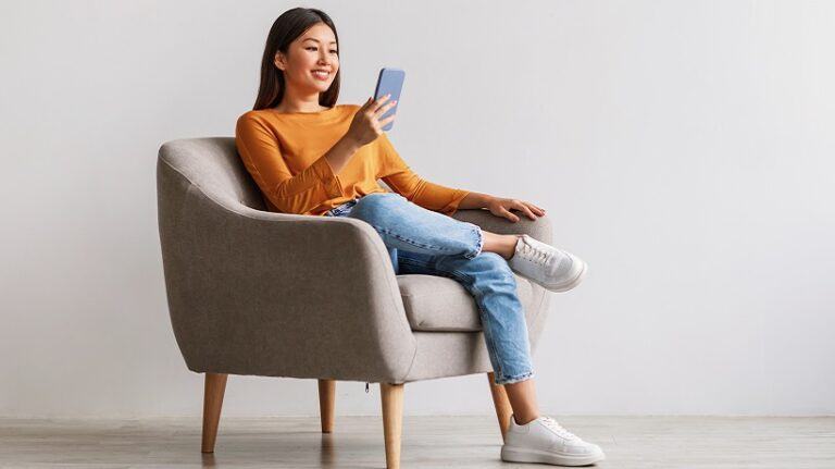 Mobile Learning Benefits: The Advantages Of Learning On-The-Go Mobile Learning Benefits: The Advantages Of Learning On-The-Go