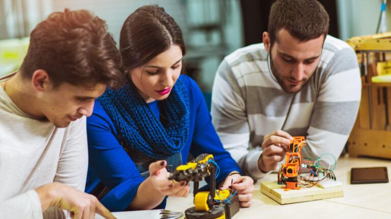 The Authentic Learning Model In Education