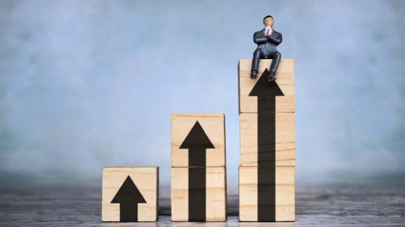 Reskilling And Upskilling Employees: 4 Top Tips