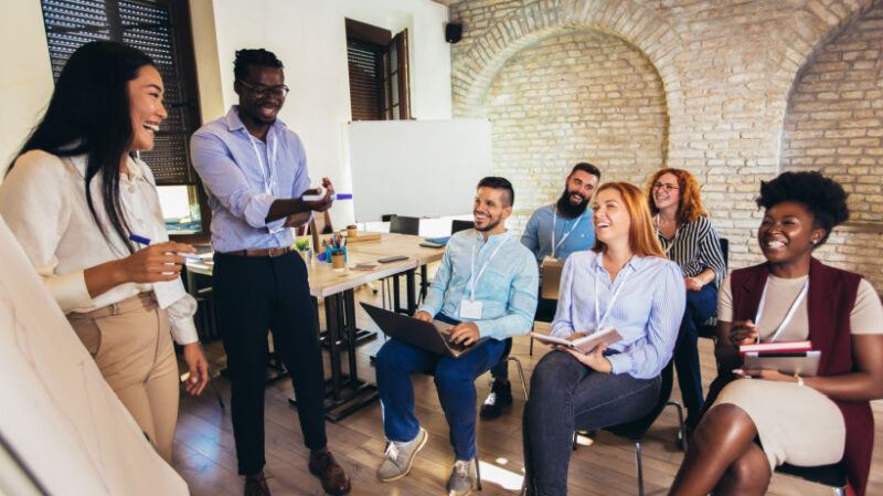 Blended Learning Advantages In The Workplace: Why It Works