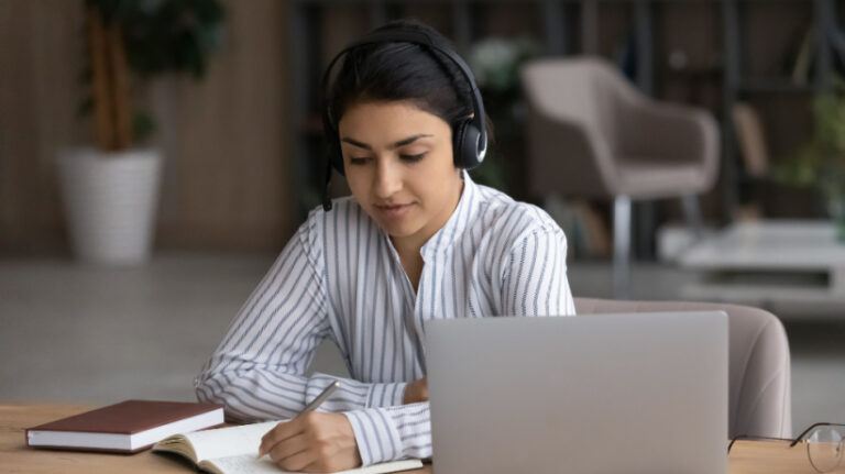 10 Online Tutoring Platform Must-Have Features